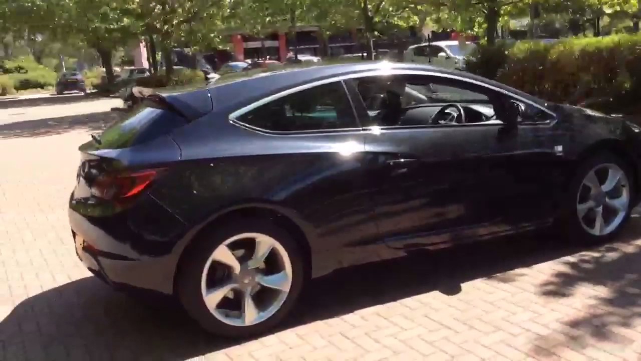 VAUXHALL ASTRA GTC SRI BLACK 2013 - YouTube