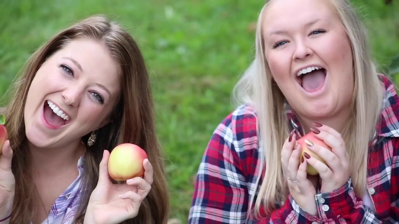 Alpha Xi Delta University of Iowa 2017 - YouTube