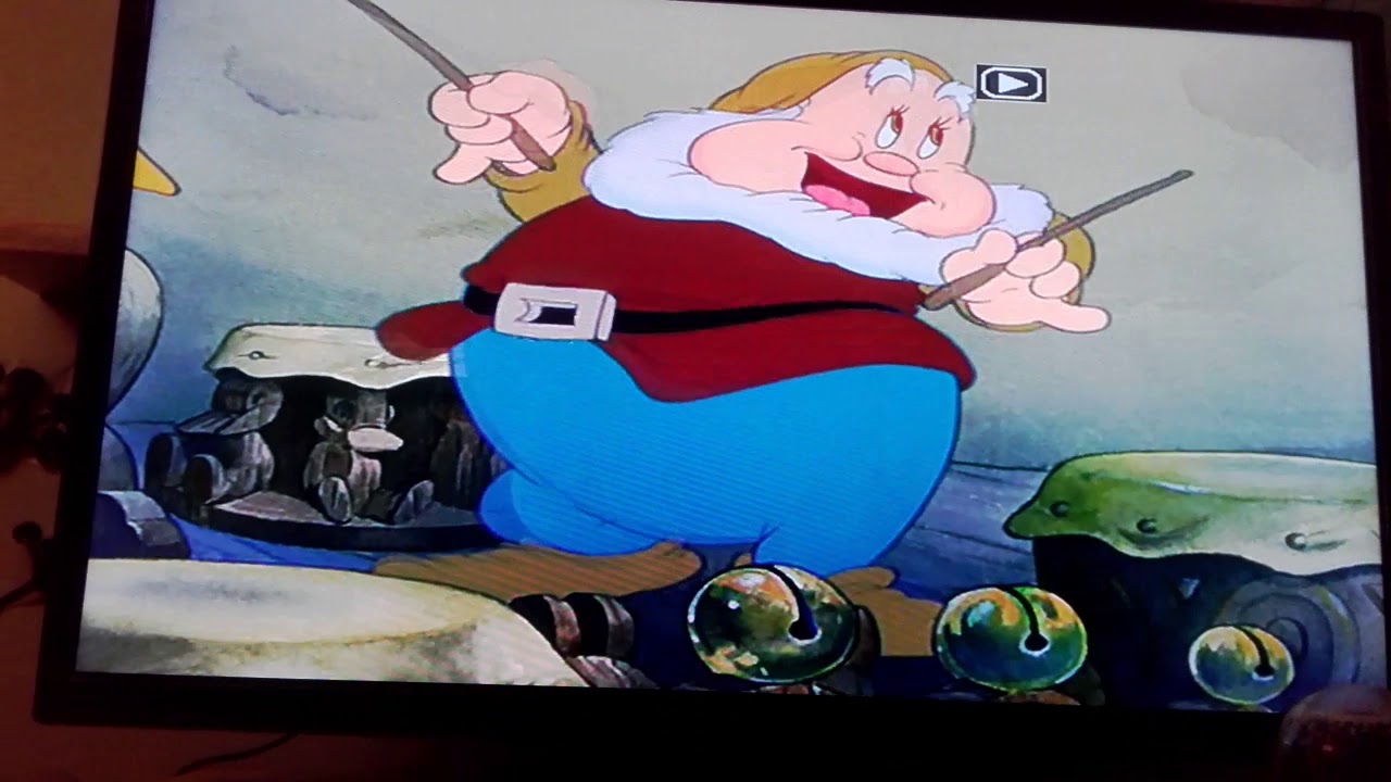 2 Differant Disney Movies With The Same Similar Recycled Scenes 8 πΆππΊπΈ πΆππΊπ¦ Youtube