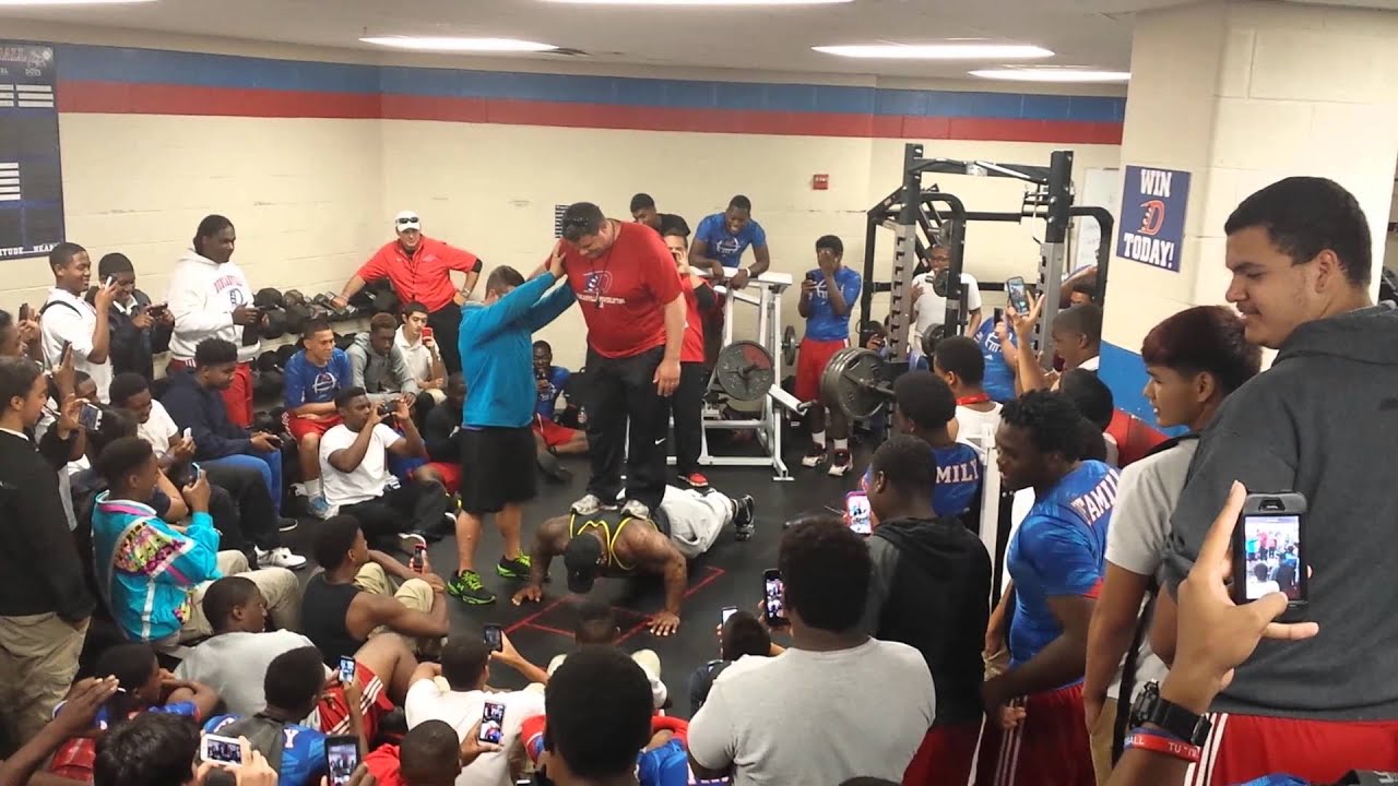 Da Hulk with Shane Rink on his back! - YouTube