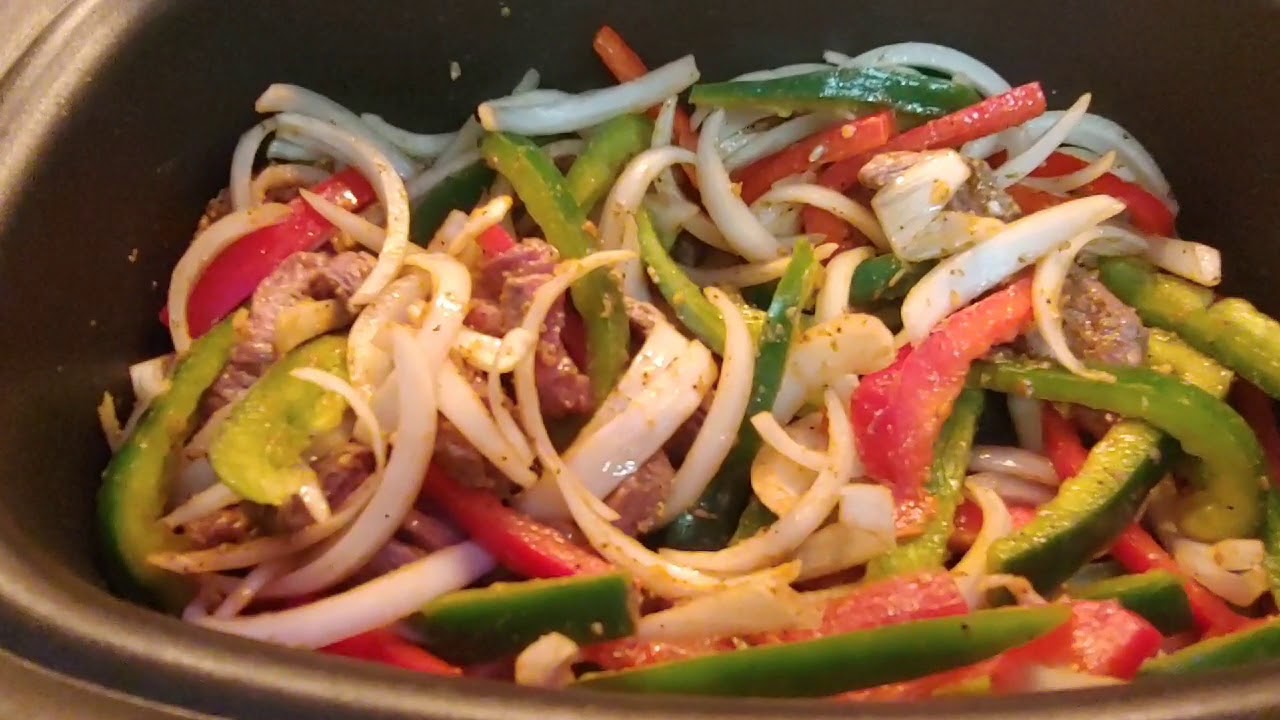 Easy to make and packed with flavor Ninja Cooking System Fajita Bowl ...