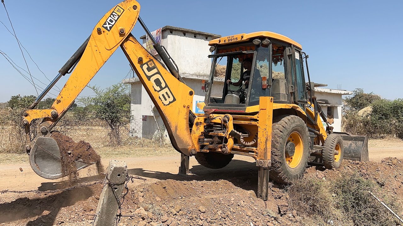 Jcb 3dx Backhoe Loader Mud Digging | Jcb Stuck In Mud - YouTube