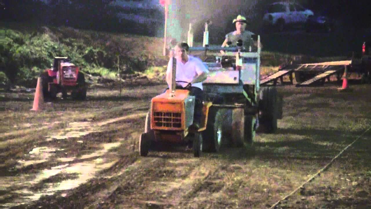 equalizer garden tractor pulls - YouTube