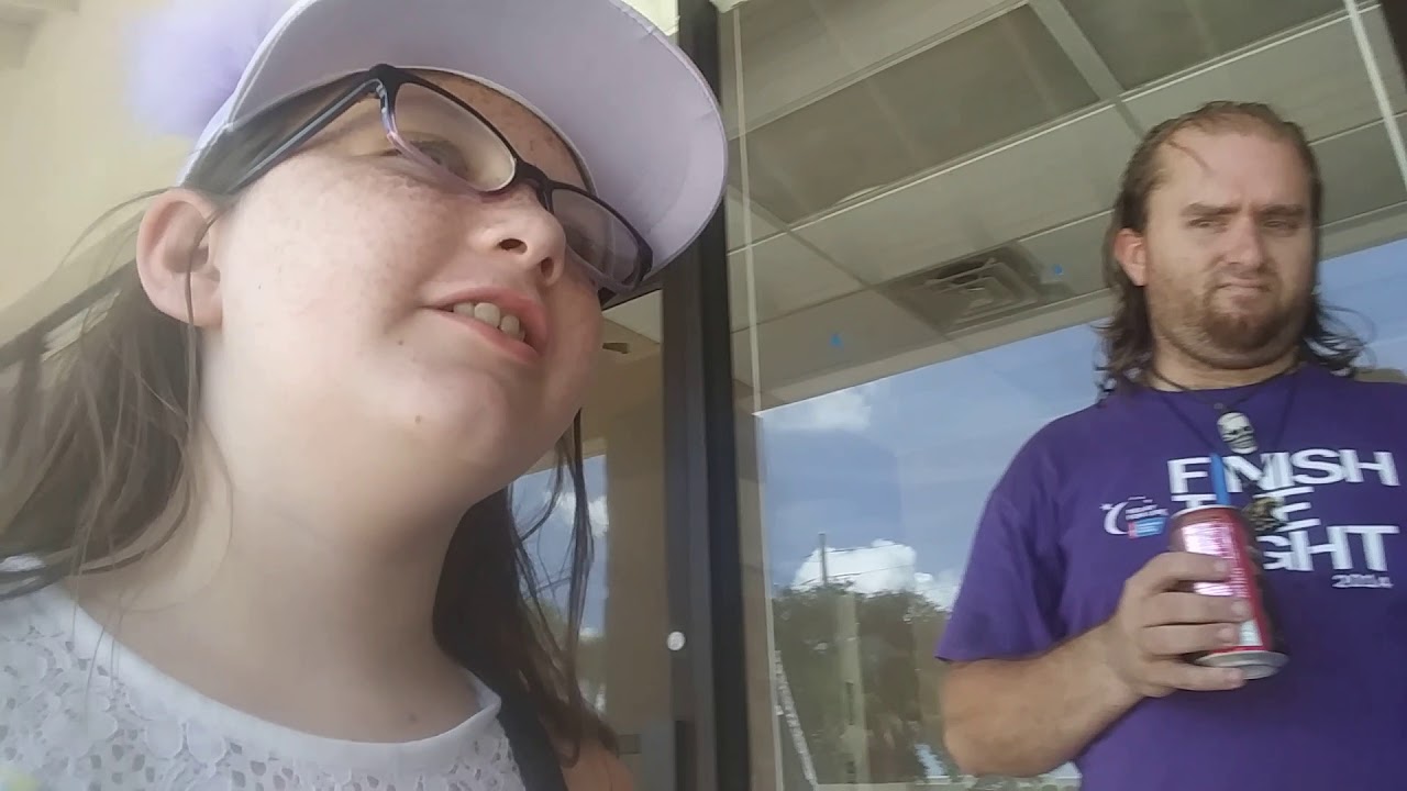 First vlog!!!! With uncle Steven - YouTube