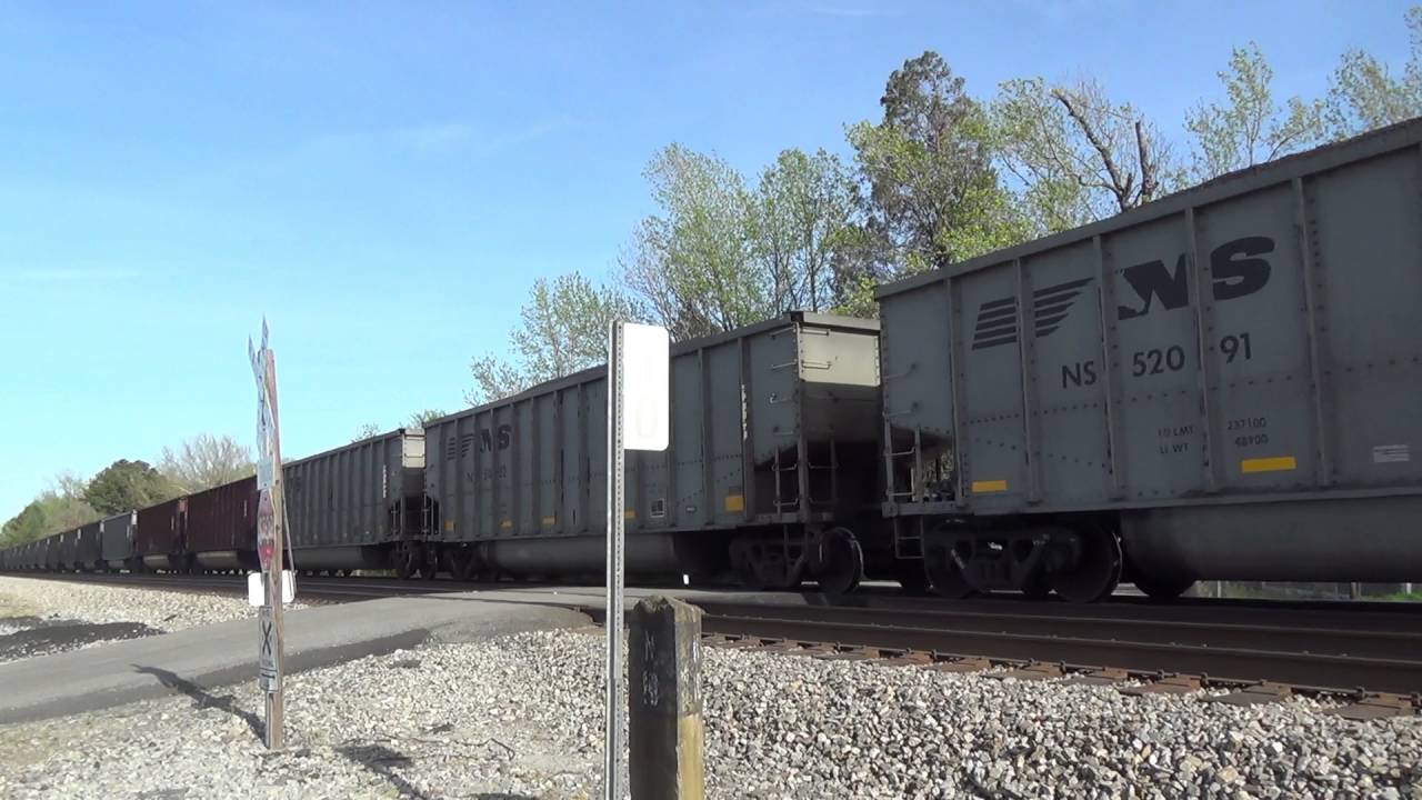 NS 1167 (EMD SD70ACe) leads NS 820 - YouTube