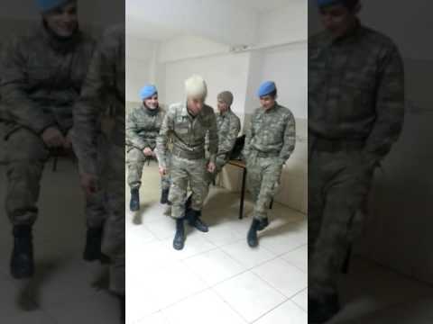 Askerden kurtce sarki