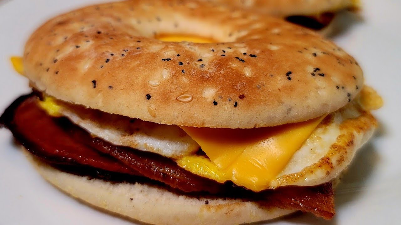 Spicy Italian inspired Breakfast Bagels| - YouTube