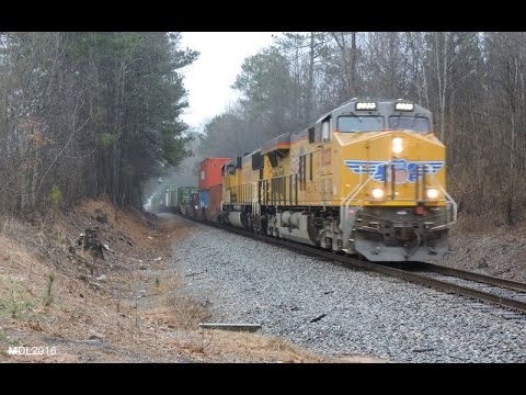 HD: UP 8033 leads NS Train 23N in Powder Springs, GA - YouTube
