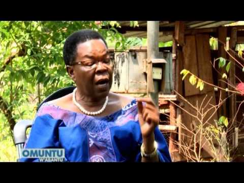 Omuntu w'abantu: Bw'oddira omuntu mu bigere,kola bibyo (Victoria ...