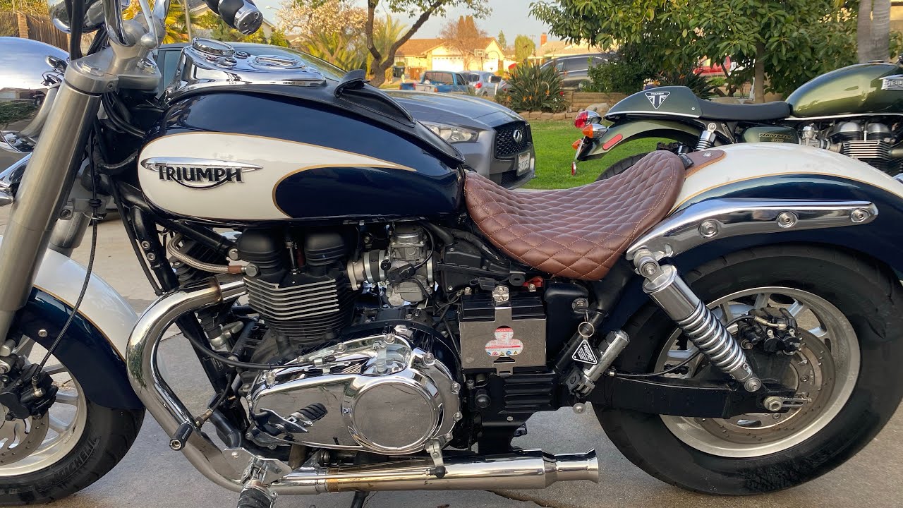 900 cc Triumph Motorcycles - YouTube