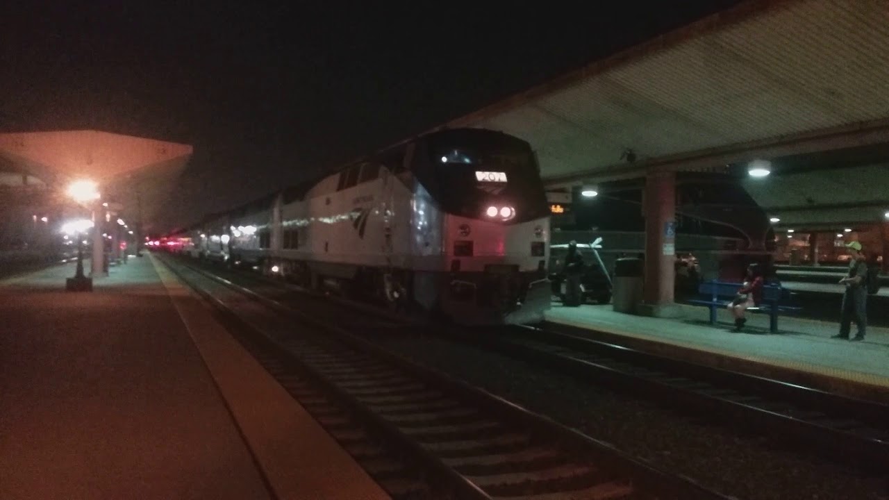 Amtrak 4 departing Los Angeles for Chicago - YouTube