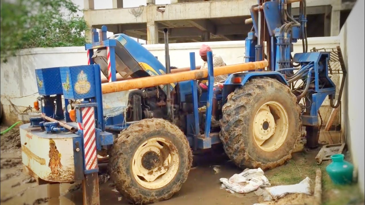 NEW Holland 7500 4×4 Tractor doing pile foundation work | Kumaran ...