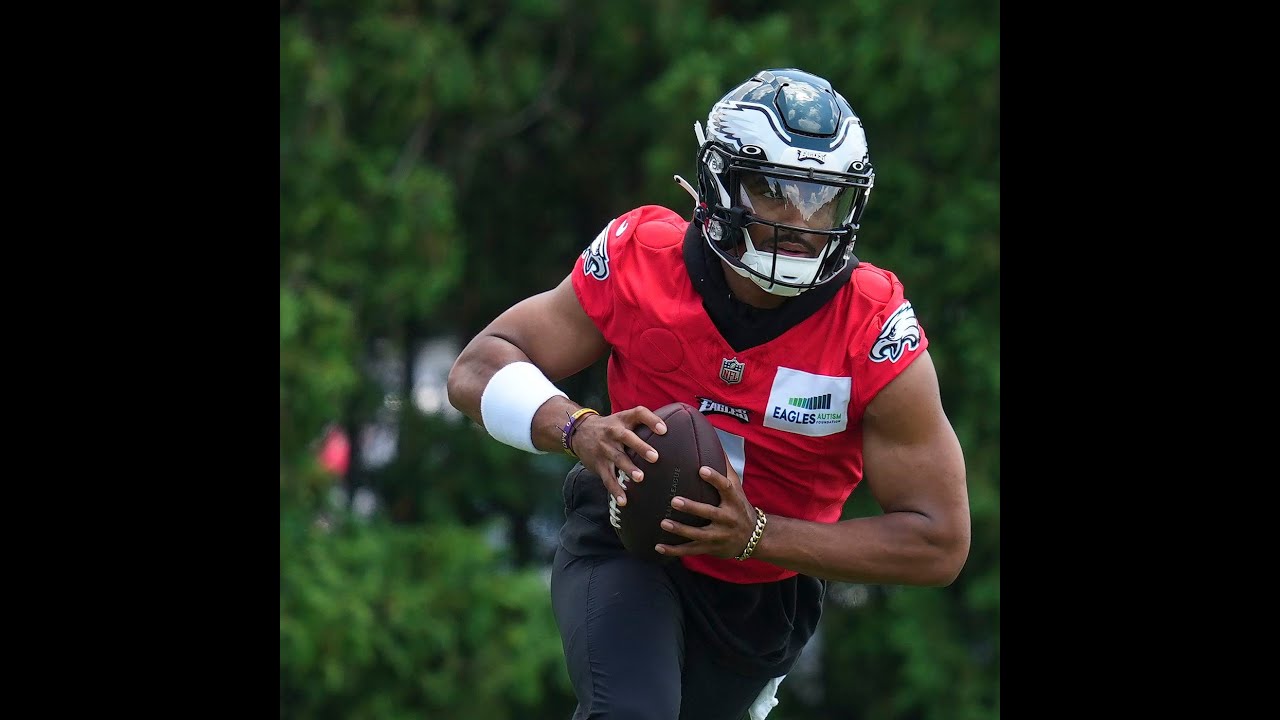 ESCAPE AND THROWING DRILLS IN NFL PRO ERA - YouTube