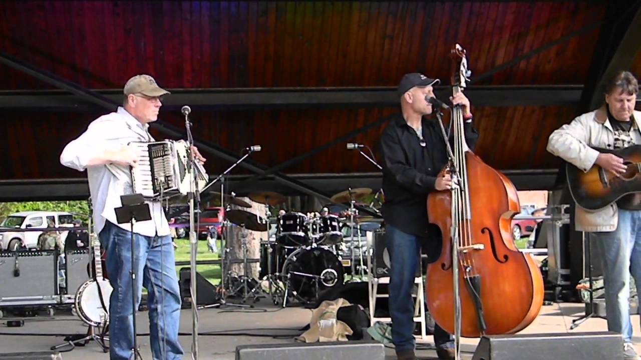 creek bend #3 (live) @hamburg music fest [5-17-14] - YouTube