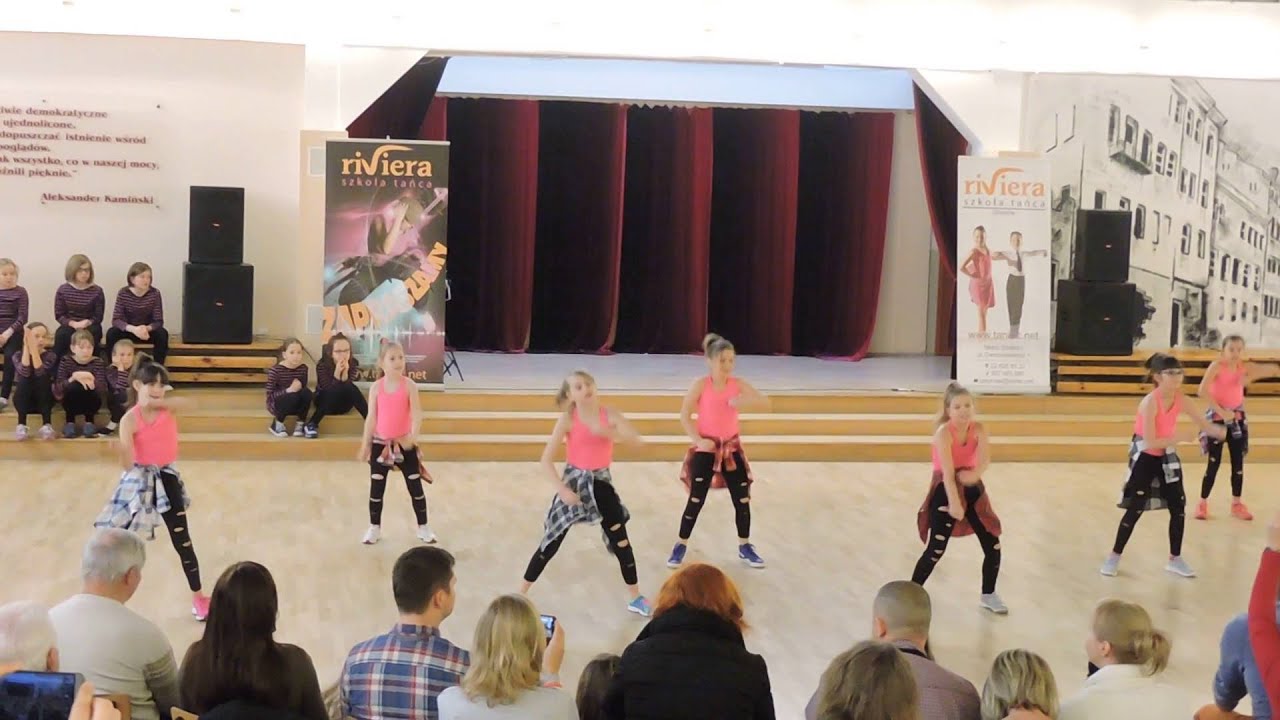 Zumba kids choreography mix by Anna Stefańska - YouTube