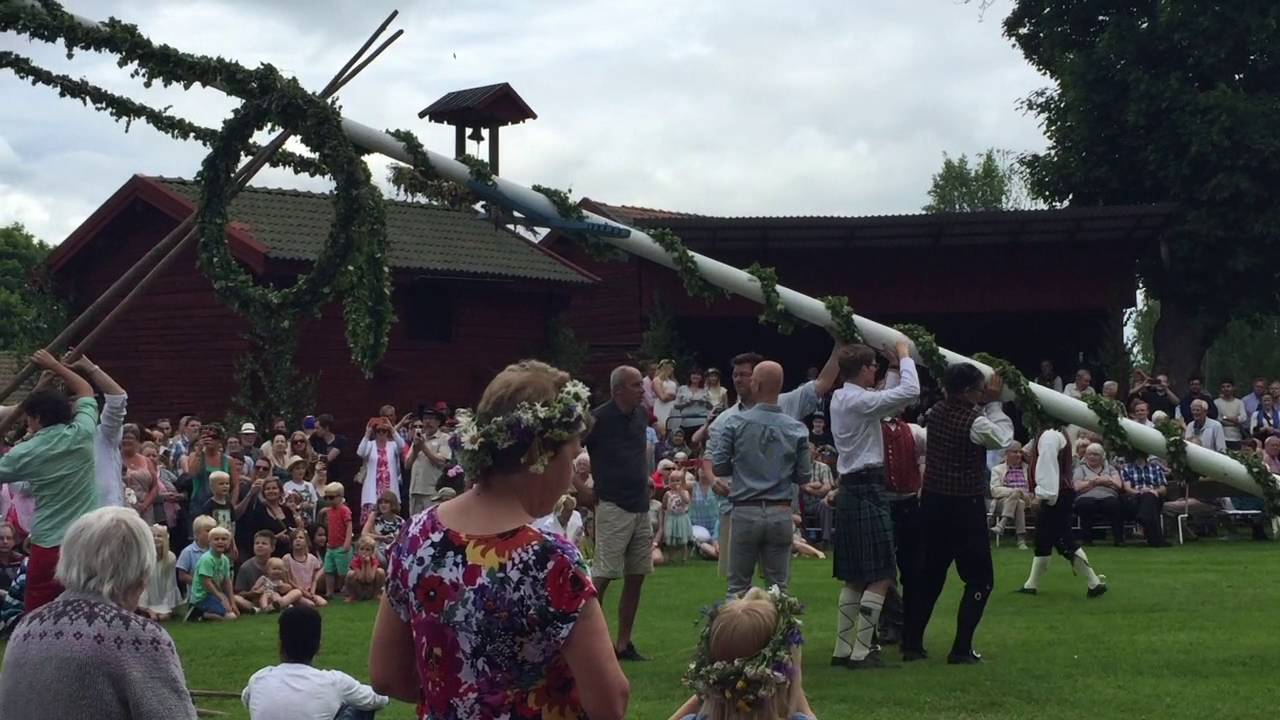 Midsommar Maypole - YouTube