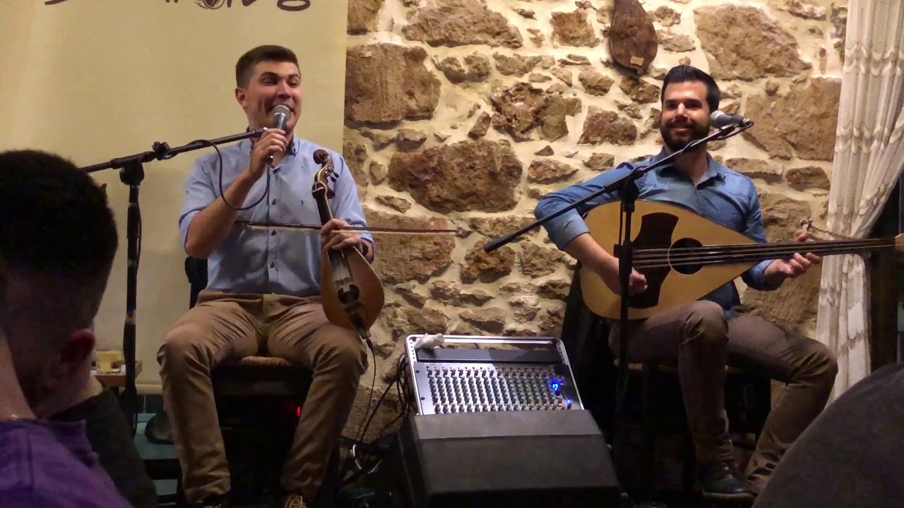Βαγγέλης Λιανάκης & Μπάμπης Αποστολάκης - Μαντινάδες - YouTube