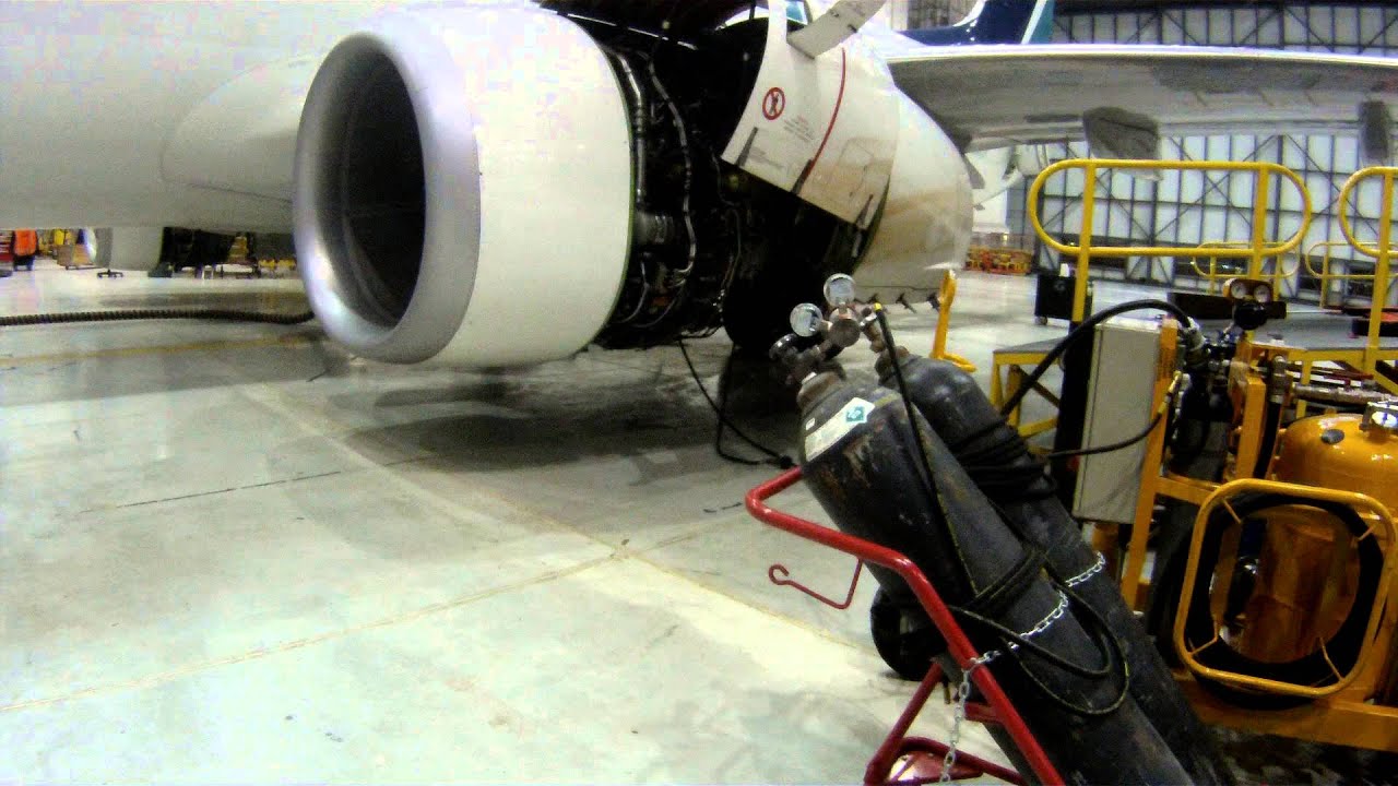 West Jet 737-700 Compressor Wash - YouTube