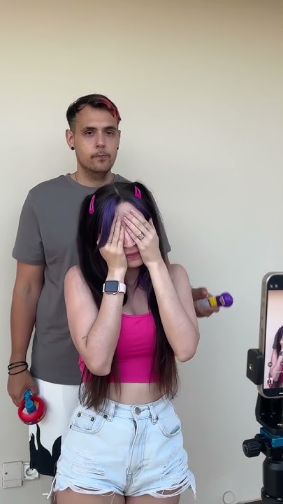 ASI SE GRABAN LOS VIDEOS DE LYNA - YouTube