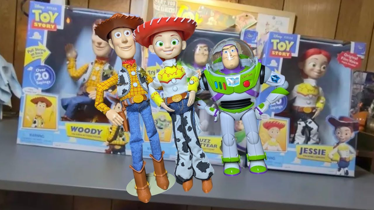 Reviewing All 3 2009 Cloud Box Digital Data Toy Story Figures. Woody ...