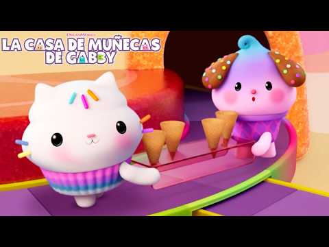 ¡El nuevo amigo! Horneando conos de waffle con Cremita | LA CASA DE MUÑECAS DE GABBY | Netflix