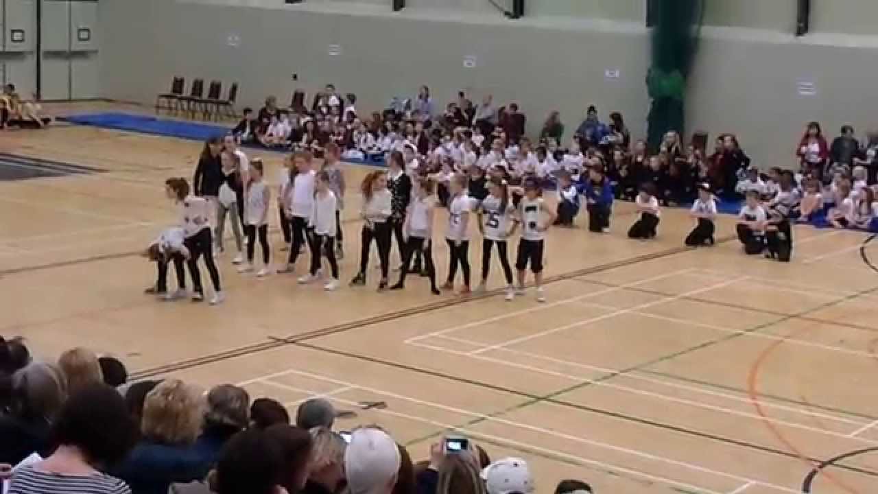 Heycroft school's Street dance performance - YouTube