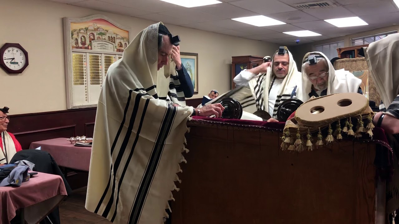 Torah Reading - YouTube