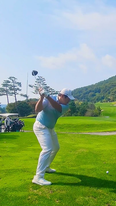360도cc 페어웨이 왼쪽에임후 325야드 드라이버스윙 #kpga투어프로 #kpga #브릿지스톤골프 #golf #golfswing #장타 #드라이버샷 #360도cc#이유 ...