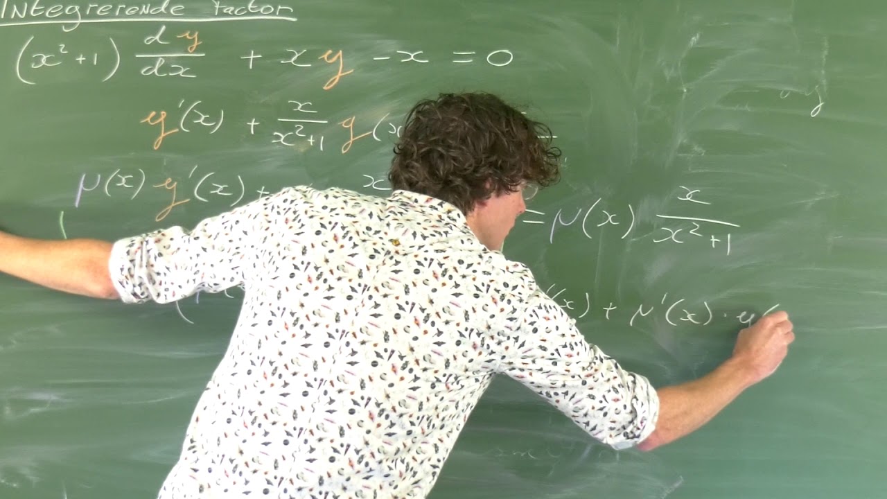 Differentiaalvergelijkingen opgave 2 3 15 integrerende factor - YouTube