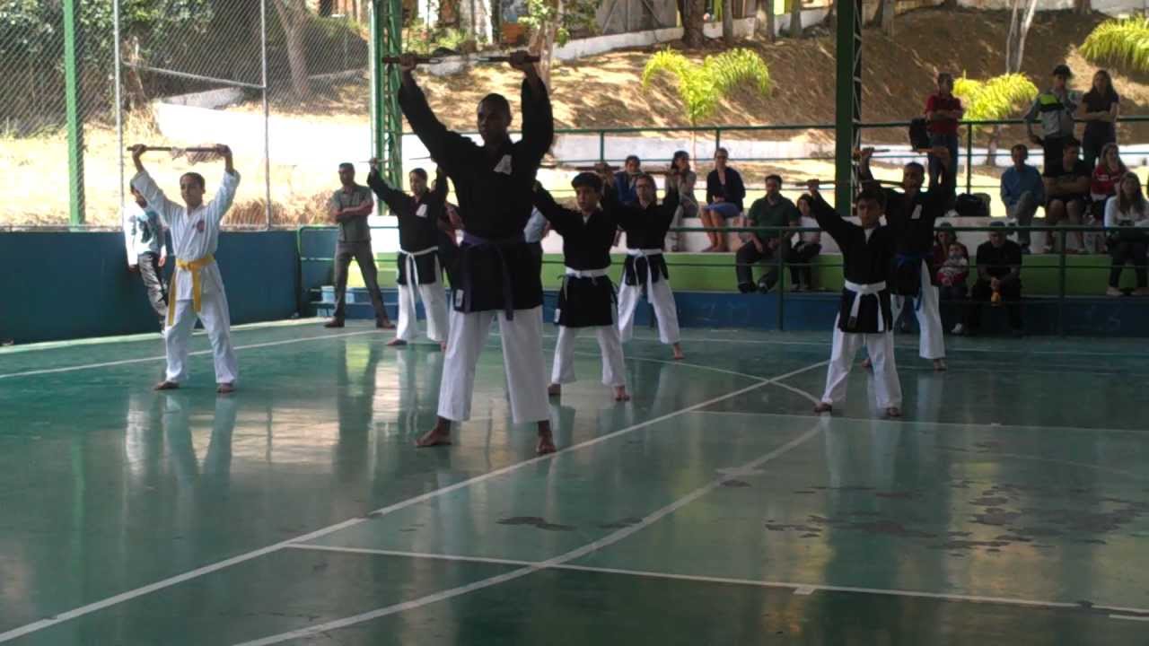 MATHEUS AMBROSIO EXAME DE KOBUDO NUNCHAKO - YouTube