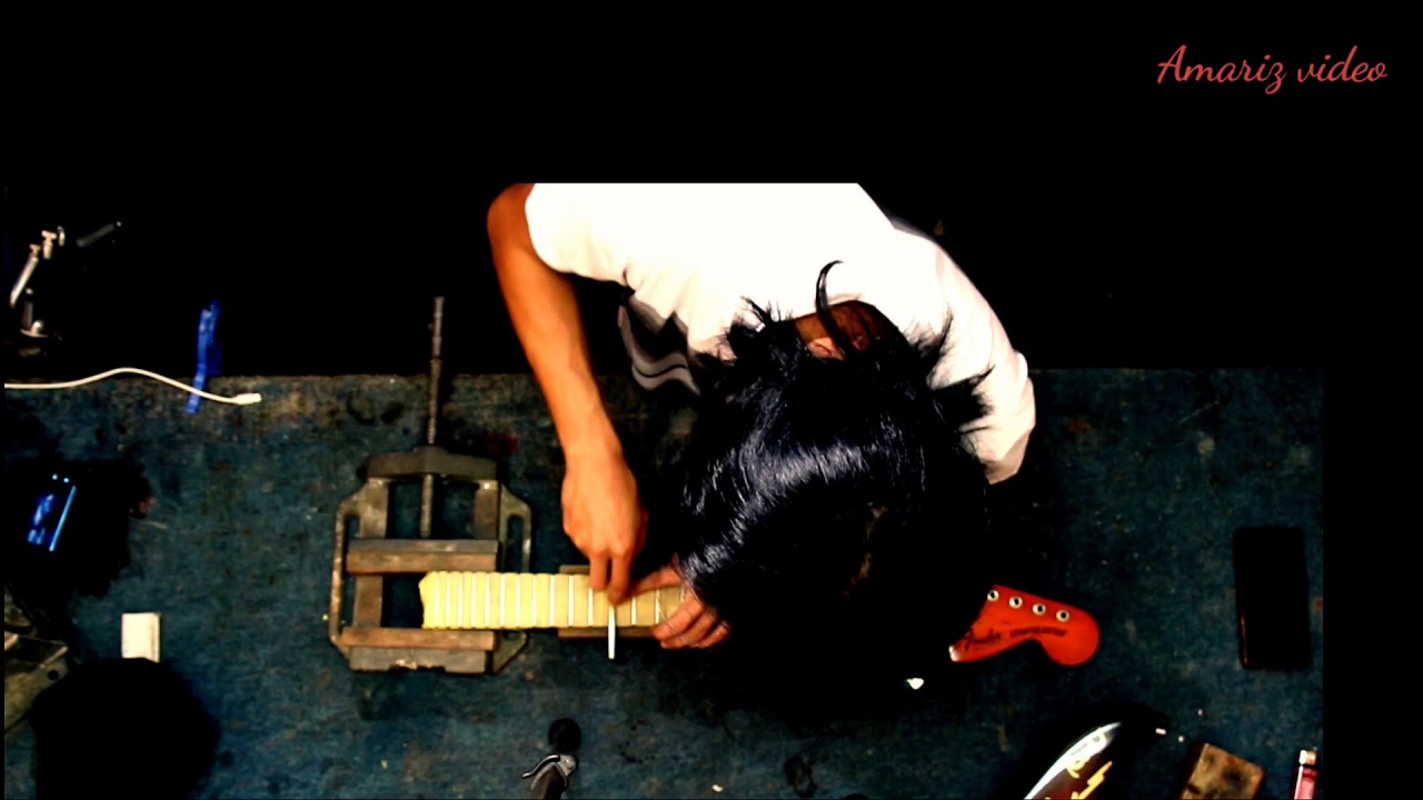 Rody Kristal fender 79' refret & brass nut artwork by Amariz - YouTube