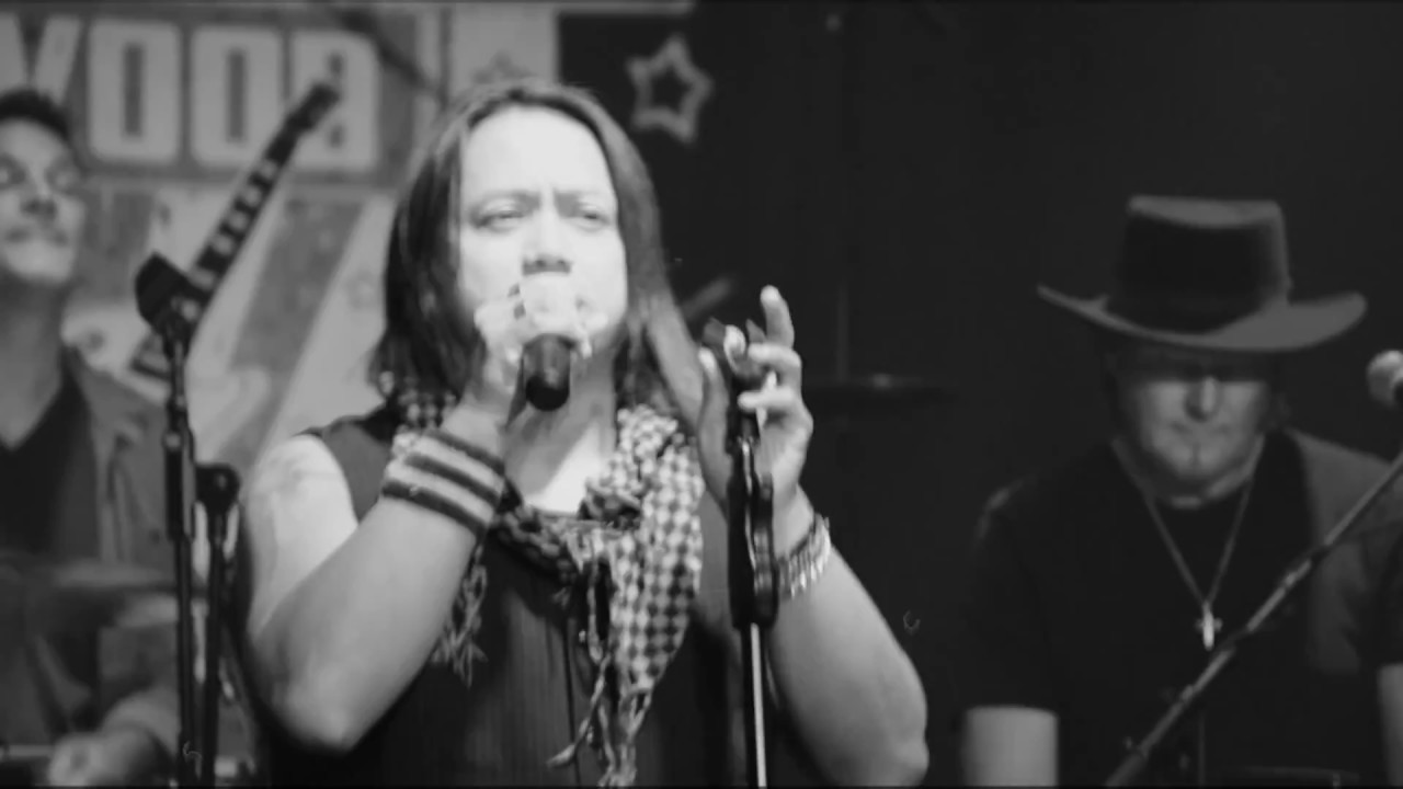 Changes : Walter Ino . . . . .Ultimate jam night - YouTube