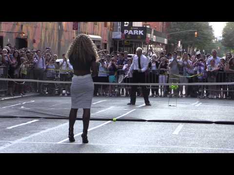 David Letterman and  Serena Williams (Tennis Match)