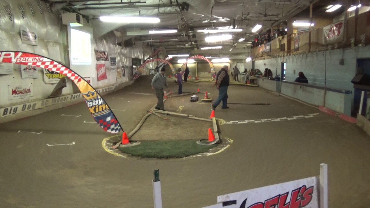 Dirt Racing at Big Dog RC - YouTube