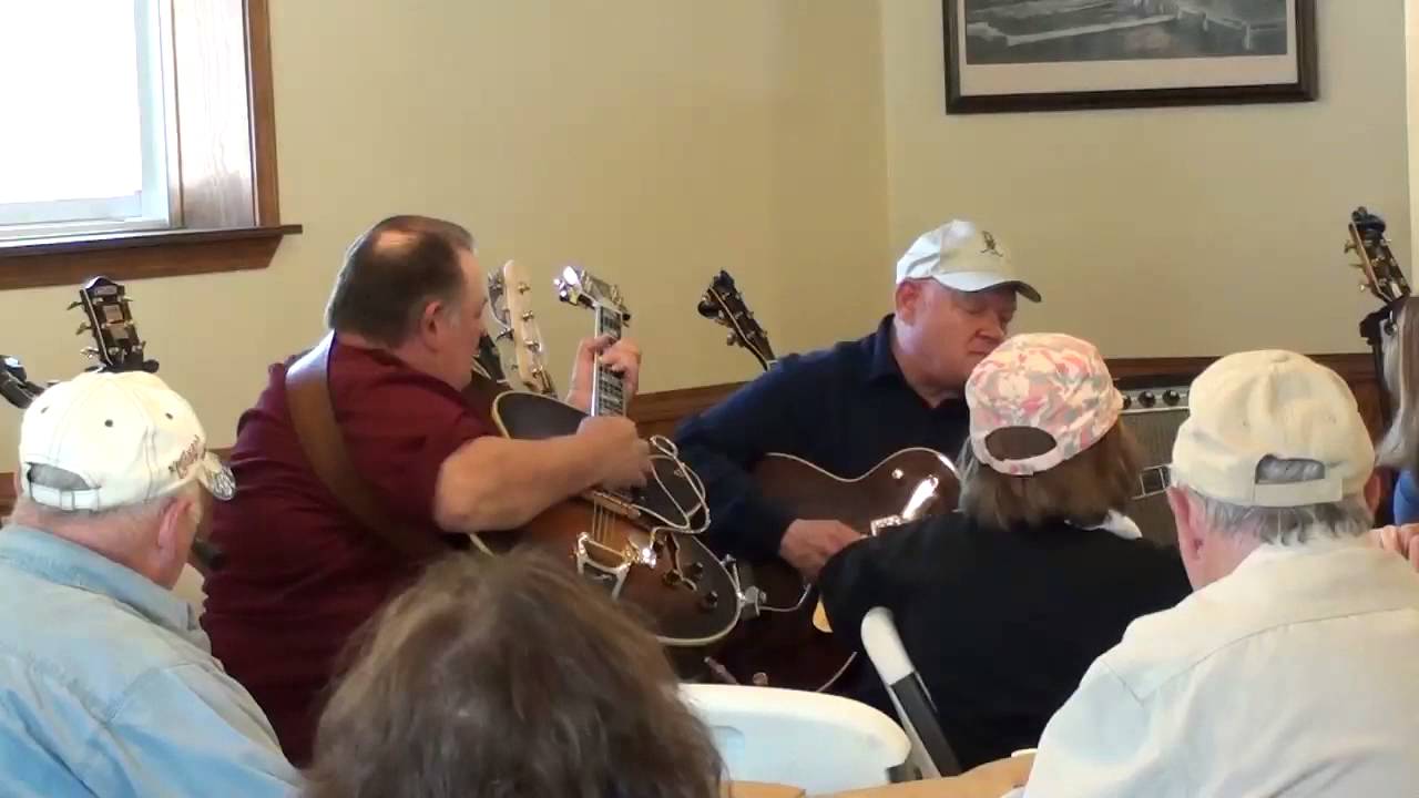 Paul Moseley and Eddie Pennington play Sweet Bunch of Daisies at Mose ...