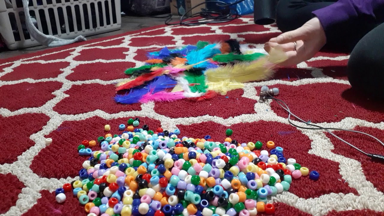 Vacuuming feathers (FAIL) and beads ! - YouTube