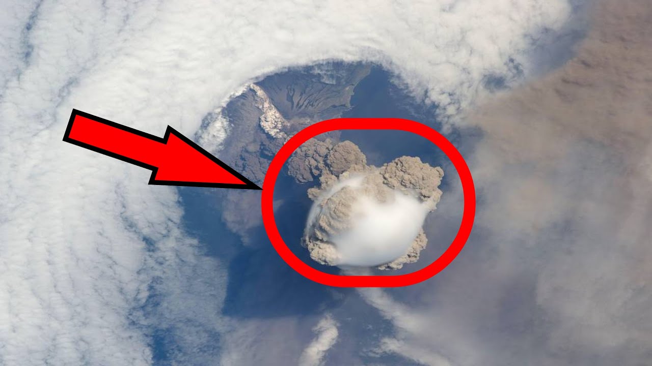 Hunga Tonga Volcano Massive Eruption Seen From Space || A Tsunami ...