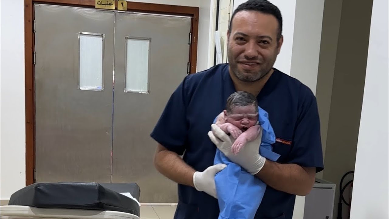 see baby first minute of life - YouTube