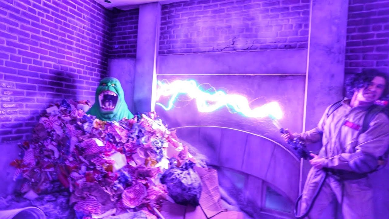 Ghostbusters Frozen Empire Haunted House at Halloween Horror Nights ...