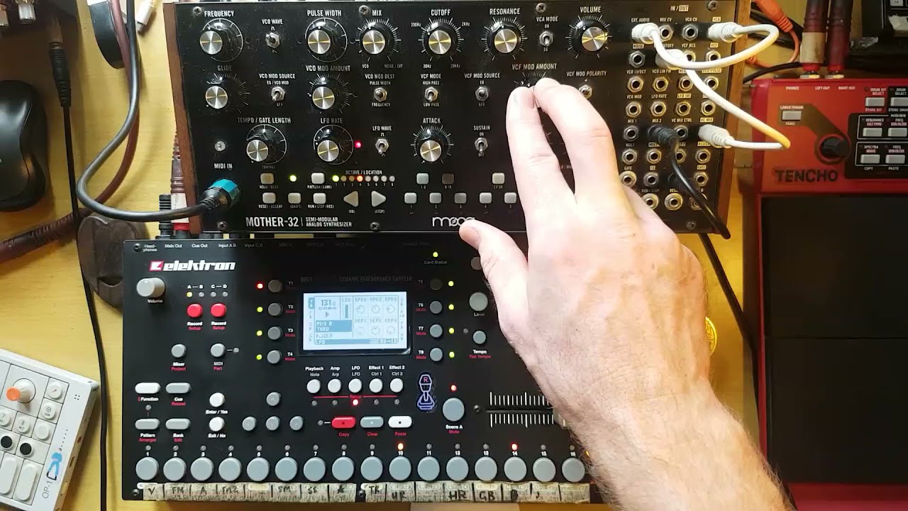 octatrack + mother 32 x plays free (midi + audio) = sync'd real-time ...