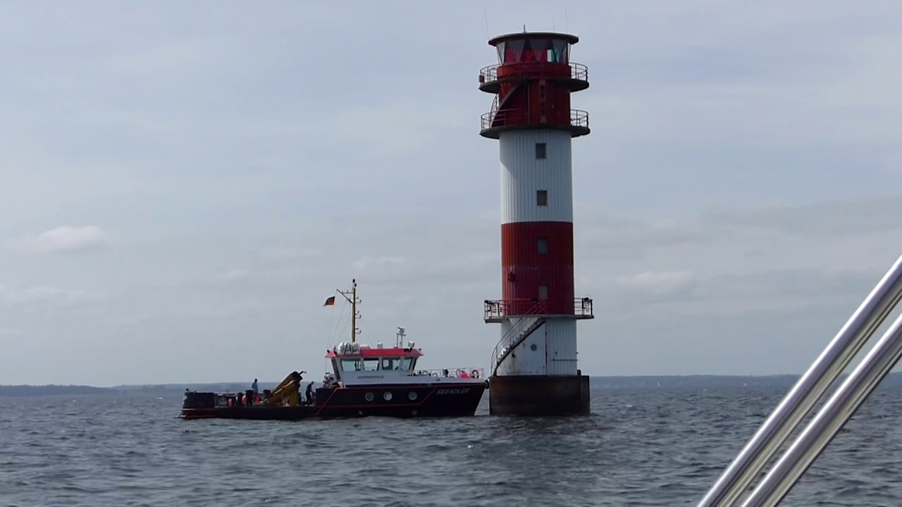How I move a lighthouse - YouTube