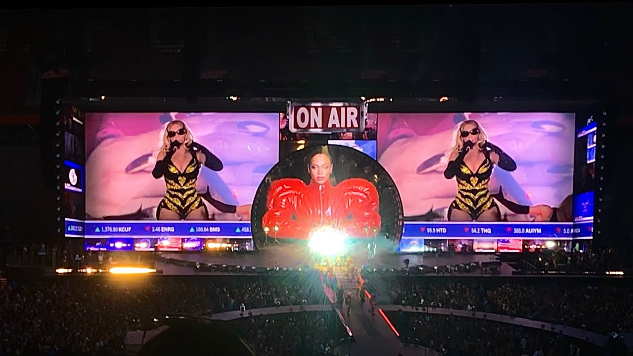 America has a problem / Pure/Honey (live) - Beyonce | renaissance tour ...