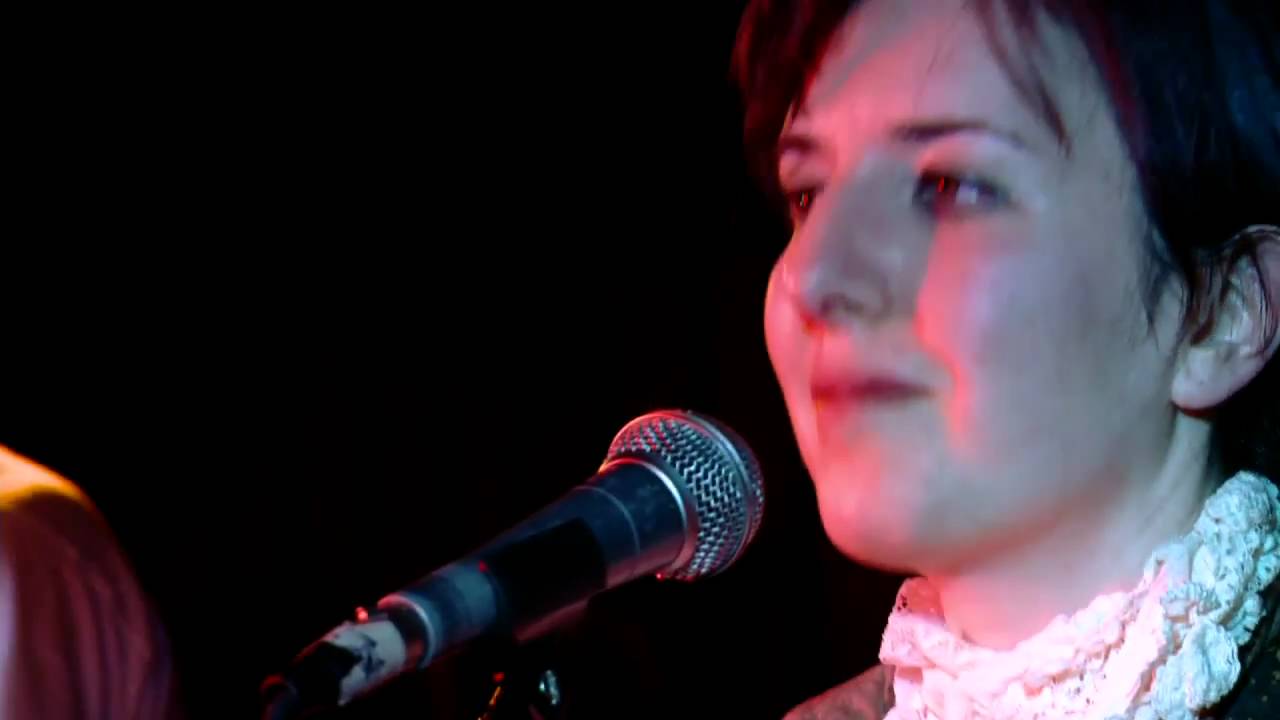 Alina Simone - Beautiful Machine - YouTube