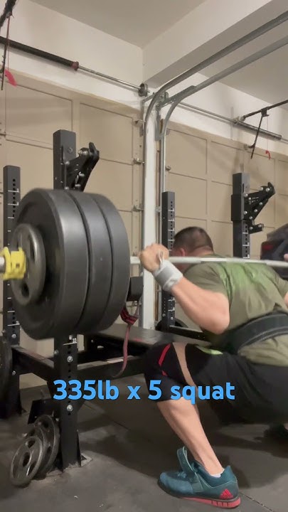 335lb x 5 squat - YouTube