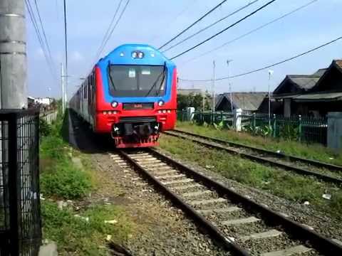 KRL Commuter Line Holec AC di PJL 27 Tangerang - YouTube