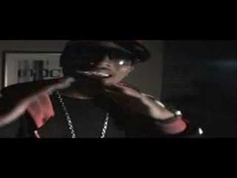 DJ Unk rocks Kashi Kicks - YouTube