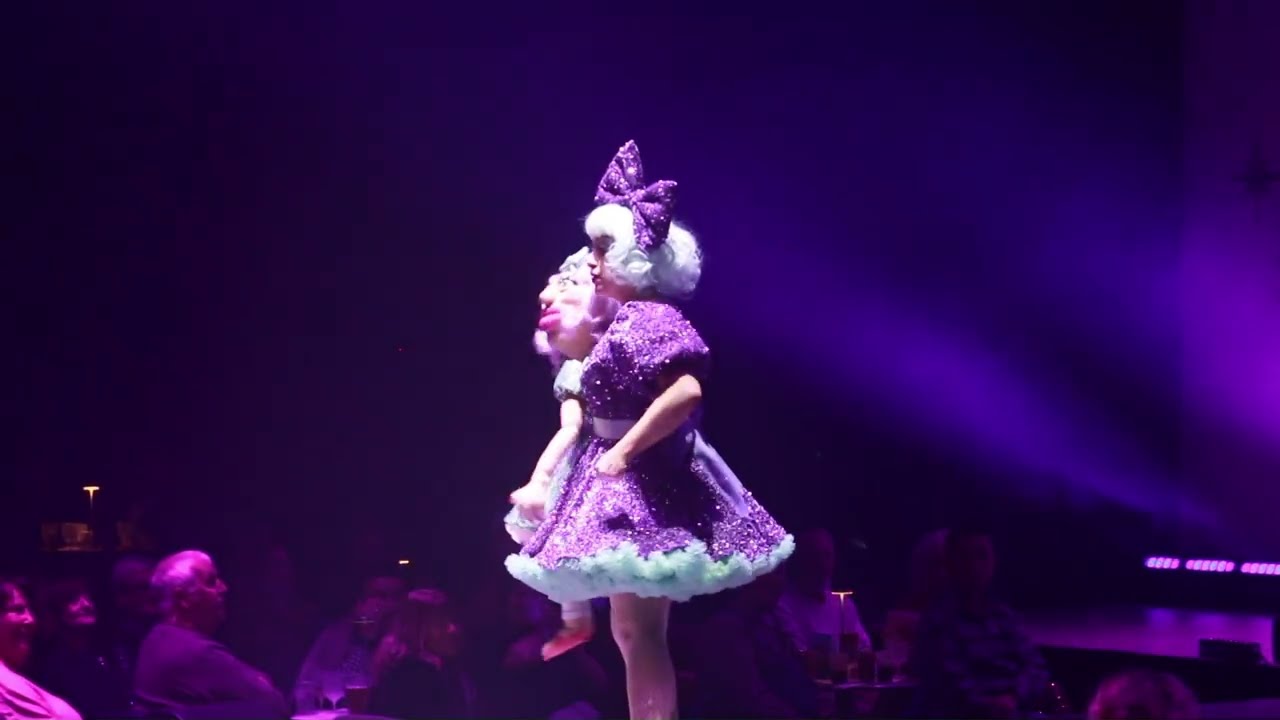 Sandy Sure - Sisters Puppet Performance at Cardiff Cabaret Club's Panto ...