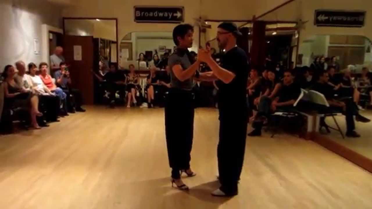 Tango Lesson: Tango Syncopa (Kiss Me Goodnight) - YouTube