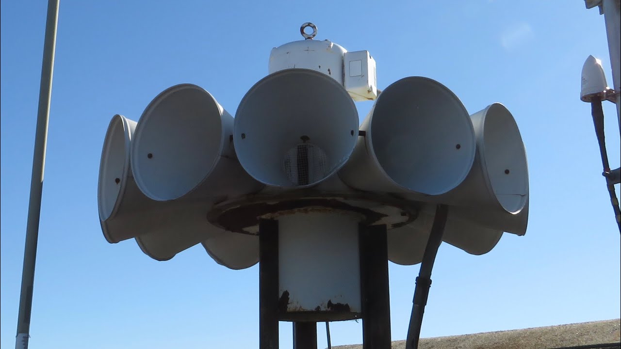 Federal Signal STH-10 Fire Siren | Noon Blast |Tenafly NJ - YouTube