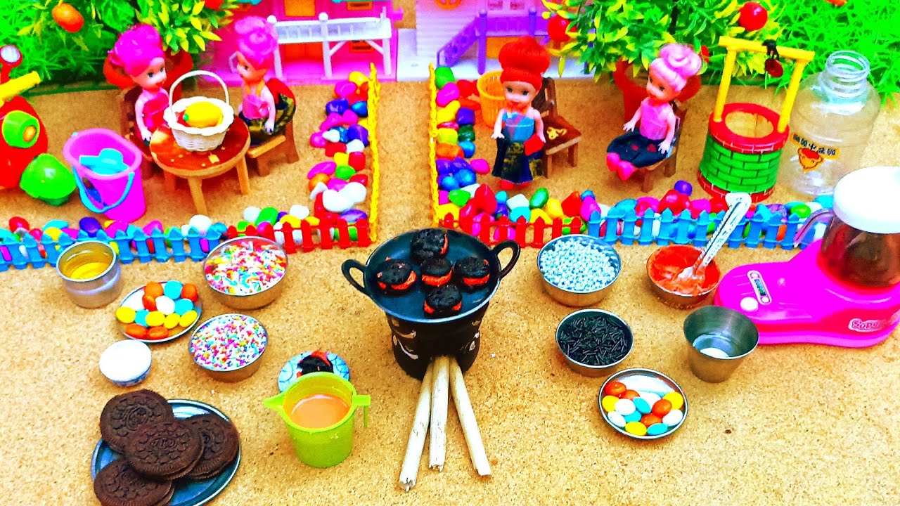 Miniature Oreo biscuit Dora cake |Chocolaty Dora Cake Recipe |dorayaki ...